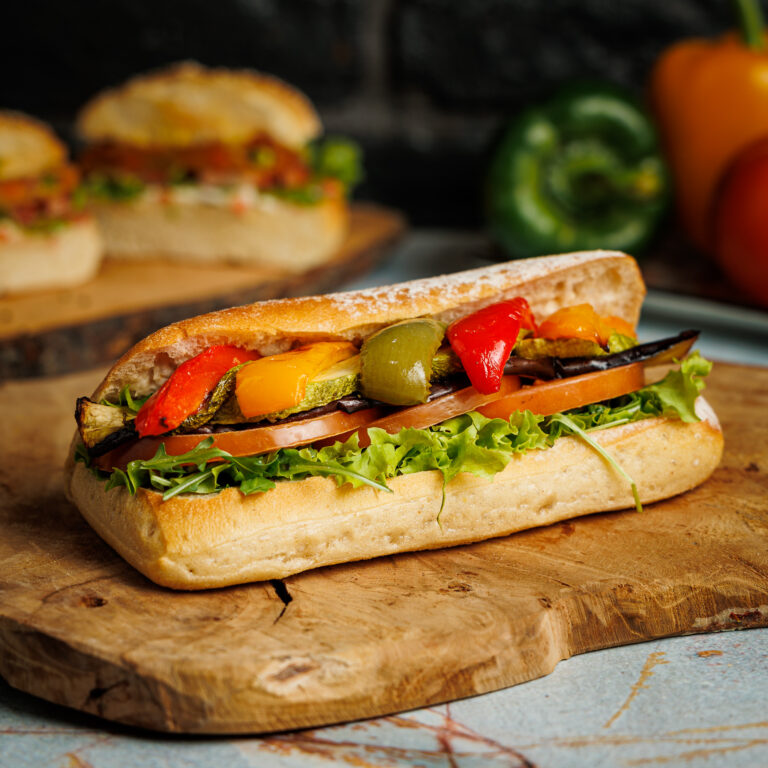 Sandwich - Salads από Εκλεκτά Υλικά - Bread Factory
